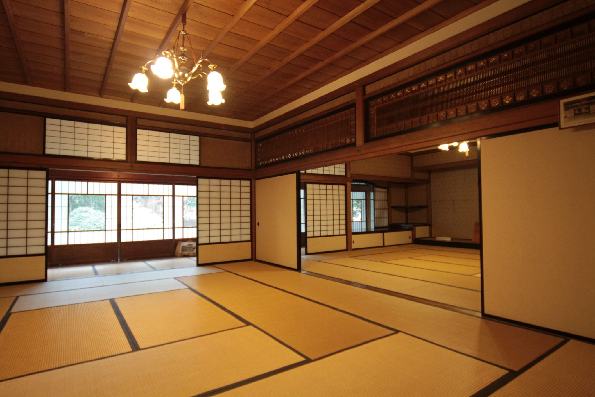 Meiji Mansions and Taisho Teitaku - PAPERSKY