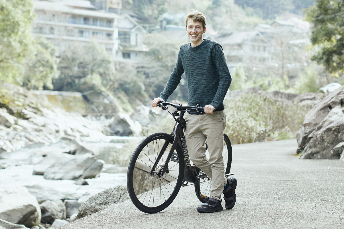 Teva®を履いて巡る、これからの暮らし方 - PAPERSKY