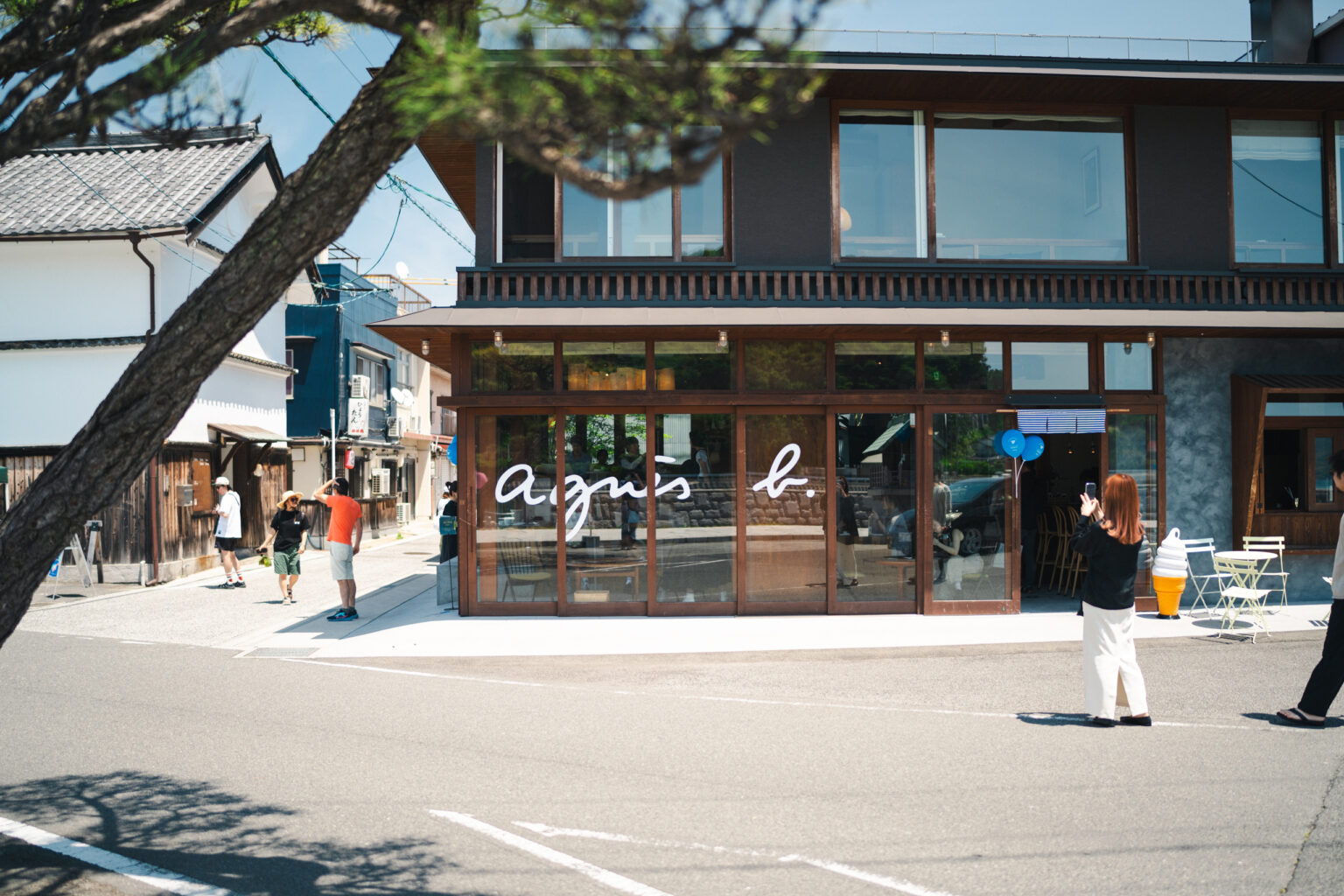 Little Local Market - PAPERSKY